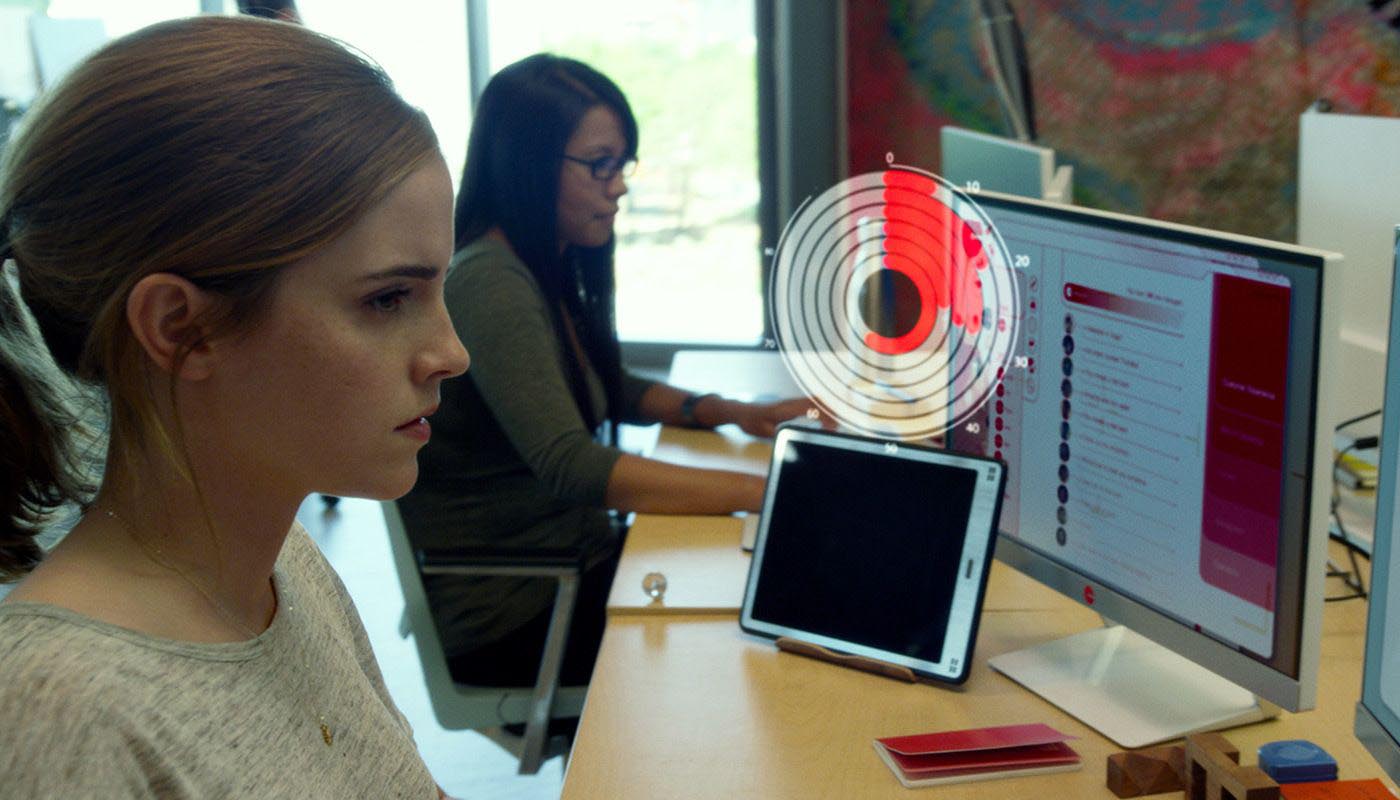 Collective thinking vs. Individual mind in "The Circle"